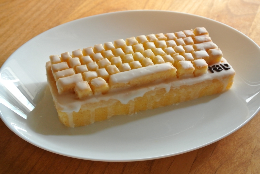 Happy Hacking Keybord Cake - Hello Mold